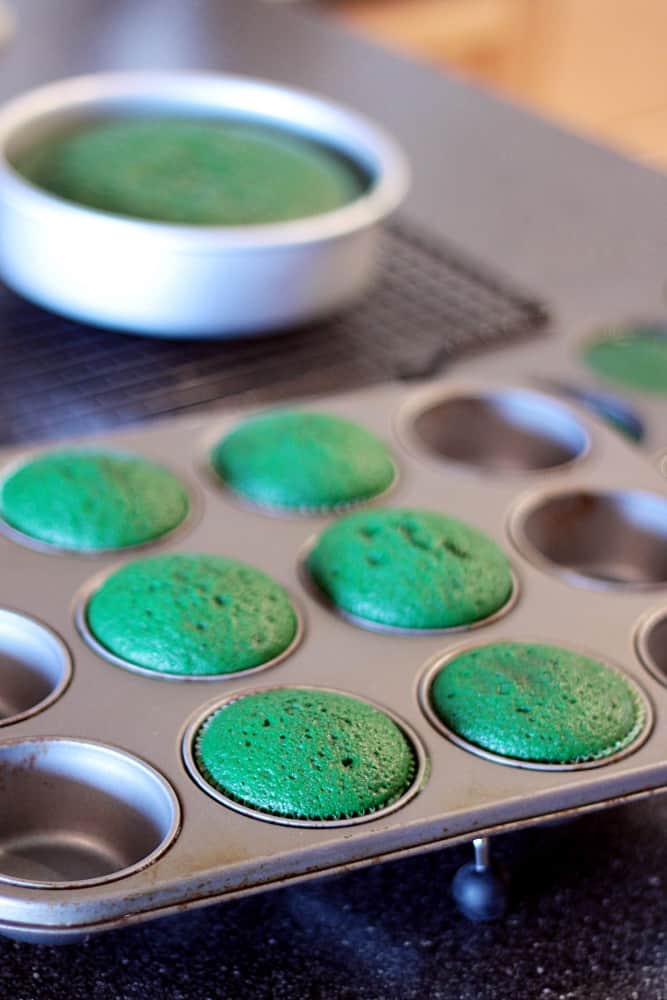 Green Velvet Cake And Cupcakes • Love From The Oven
