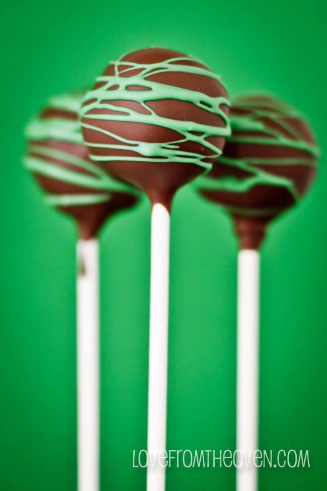Thin Mints Truffle Pops • Love From The Oven