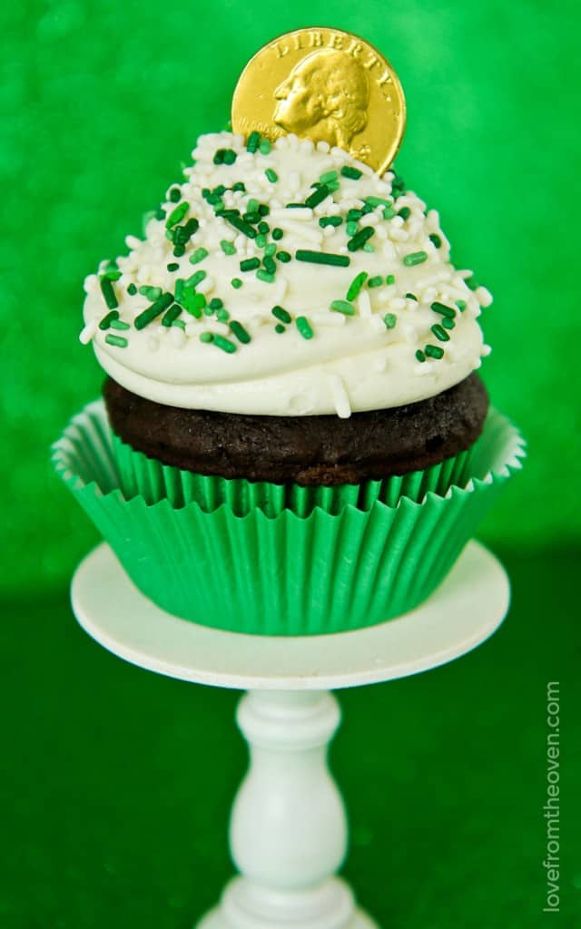 St Patrick's Day Cupcakes - Love From The Oven St Patrick's Day Cupcakes - Love From The Oven