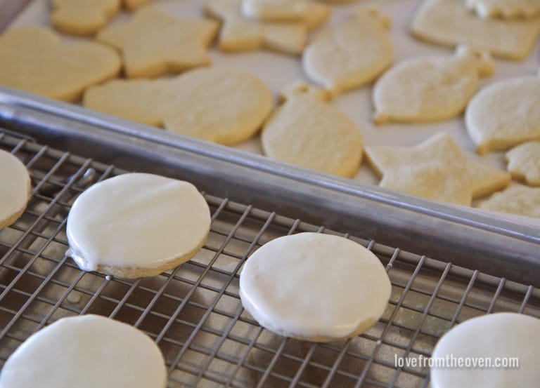 How To Paint Sugar Cookies • Love From The Oven