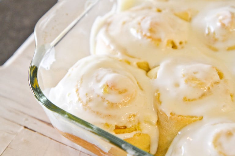 Easy Lemon Rolls Recipe