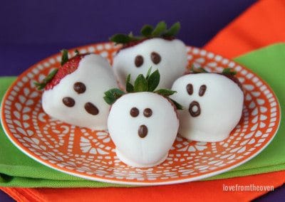 Easy Strawberry Ghosts • Love From The Oven