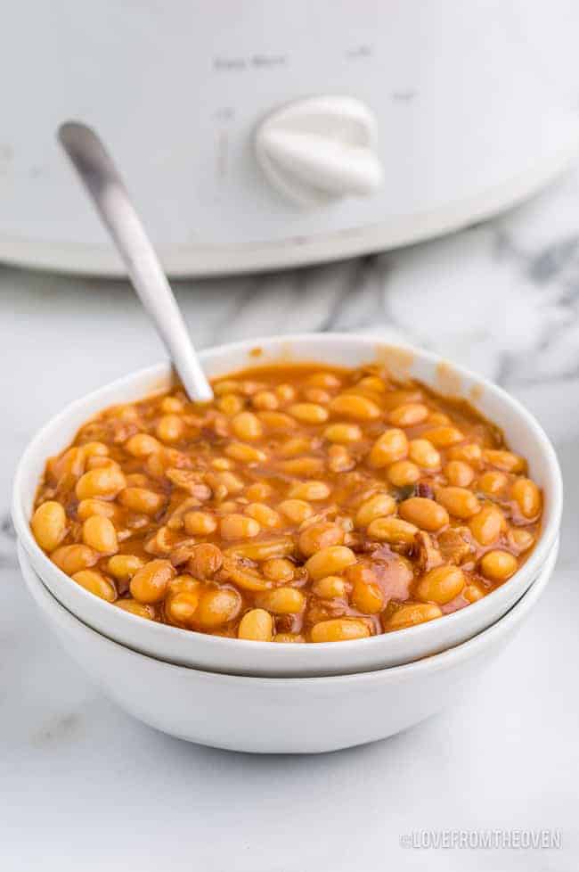 Easy Crockpot Baked Beans • Love From The Oven