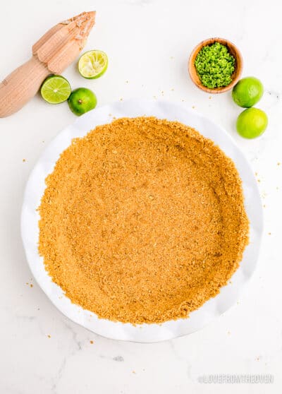 Easy Graham Cracker Pie Crust • Love From The Oven