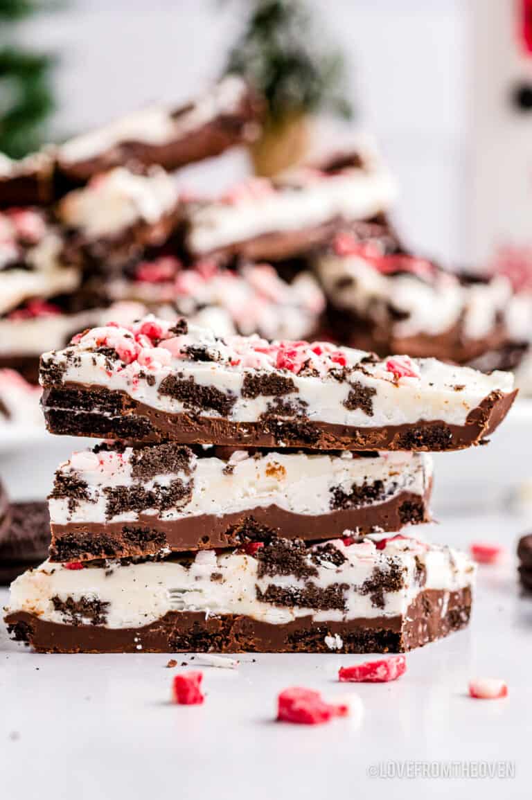 Peppermint Oreo Bark • Love From The Oven
