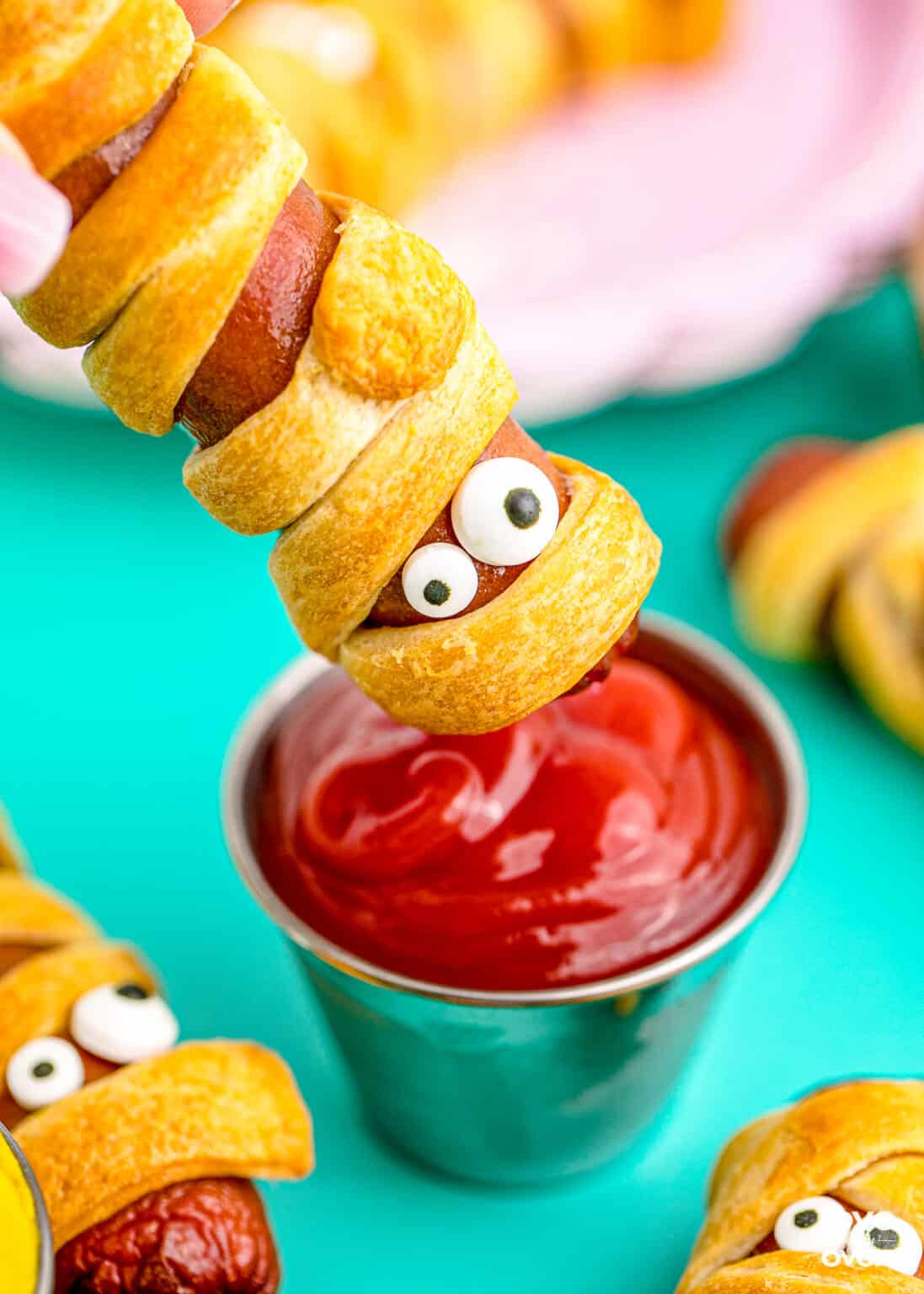 Mummy Hot Dogs • Love From The Oven