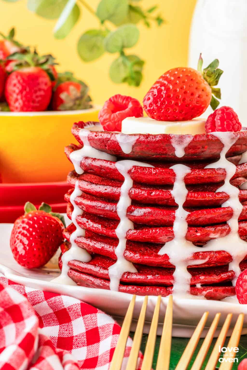 Red Velvet Pancakes • Love From The Oven