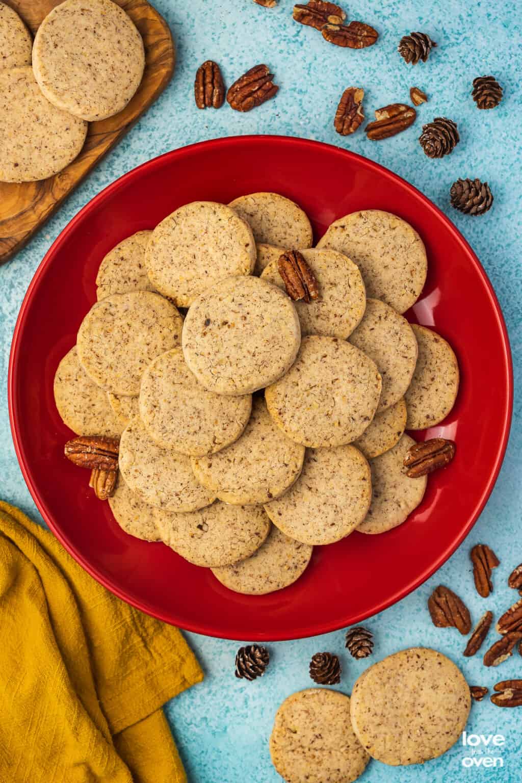 Pecan Sandies • Love From The Oven